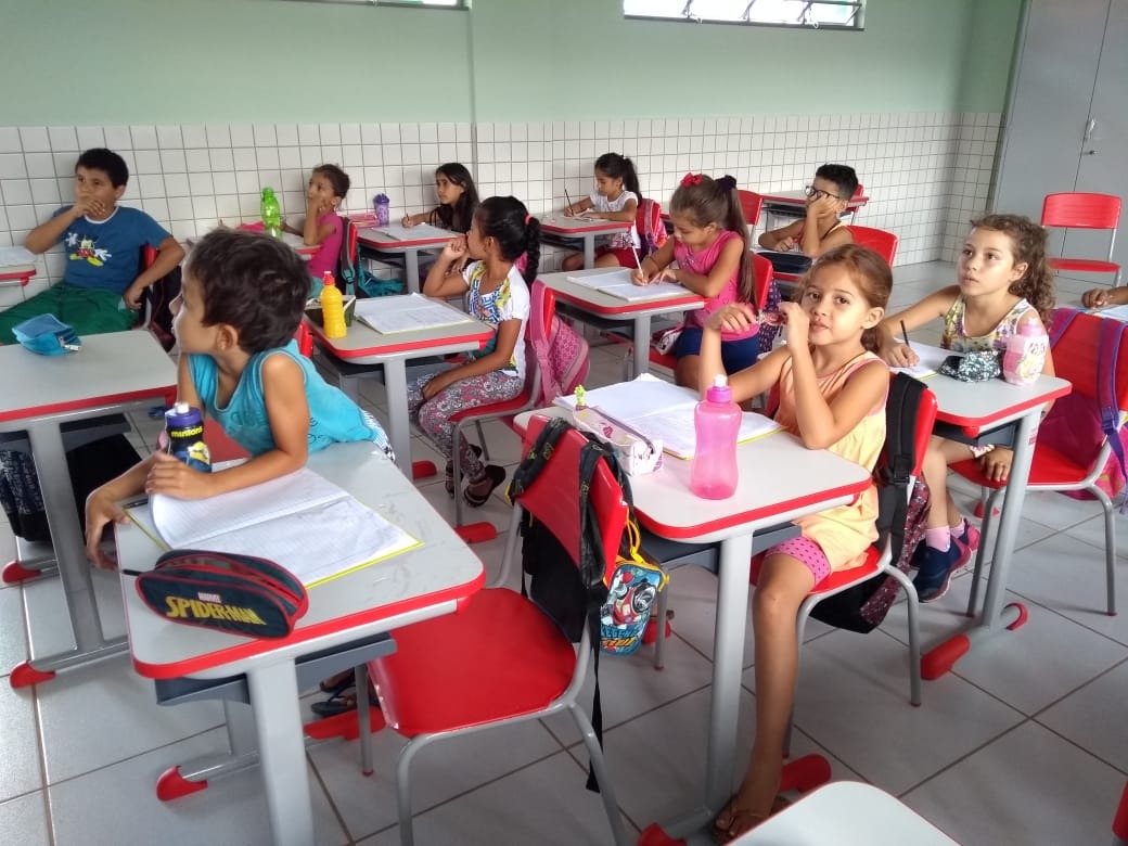Aulas presenciais na rede municipal só voltam em 2021 - Tribuna do Interior