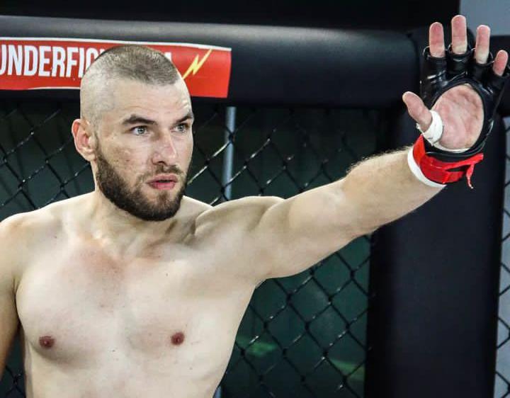 Derik luta nesta sexta nos Estados Unidos - Tribuna do Interior