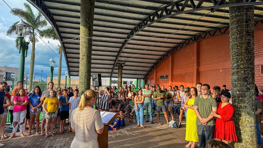 Após recuperação e ampla reforma, Ginásio de Esportes é inaugurado em ...